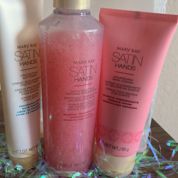 Mary Kay | Skincare | New Mary Kay Satin Hands Set Blissful Pomegranate ...